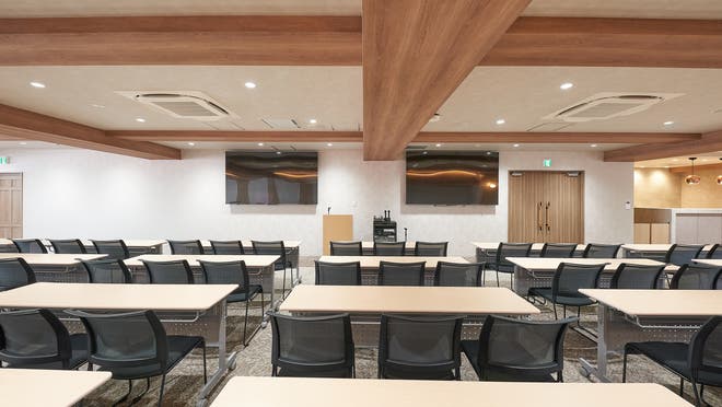 TS新橋4F【新橋駅 徒歩1分】セミナー 研修 パーティー ♥控室あり! 飲食 OK 無料WiFi 駅近★の写真4