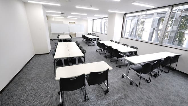 <豊橋駅前 TB3F-D会議室>豊橋駅徒歩1分🚃46名収容🪑光回線Wi-Fi📶プロジェクタ🎥セミナー/研修/会議/ボドゲの写真7