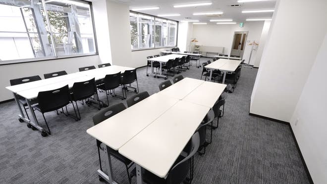 <豊橋駅前 TB3F-D会議室>豊橋駅徒歩1分🚃46名収容🪑光回線Wi-Fi📶プロジェクタ🎥セミナー/研修/会議/ボドゲの写真6