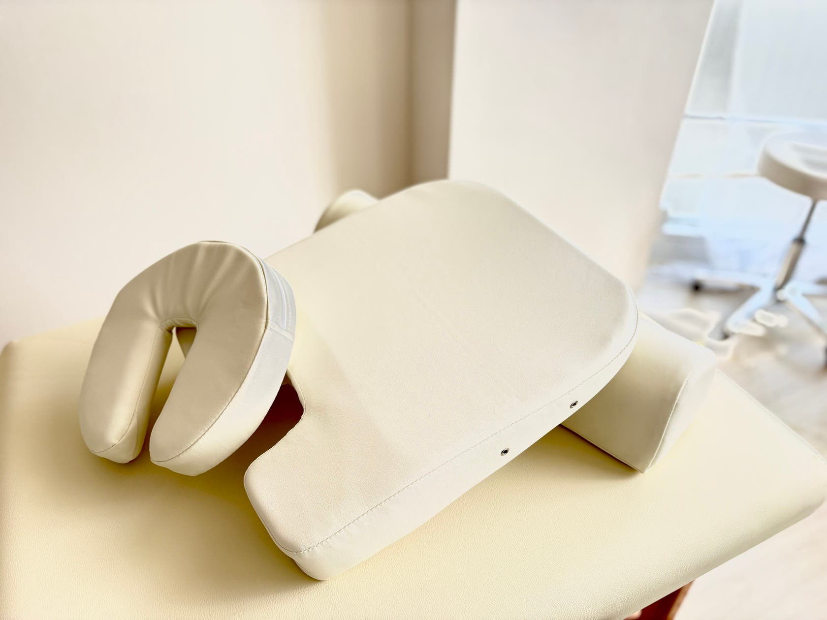 【名古屋駅すぐ】2026年4月OPEN｜韓国風ホワイト空間＋グリーンが映える完全個室レンタルサロン｜🛜の写真15