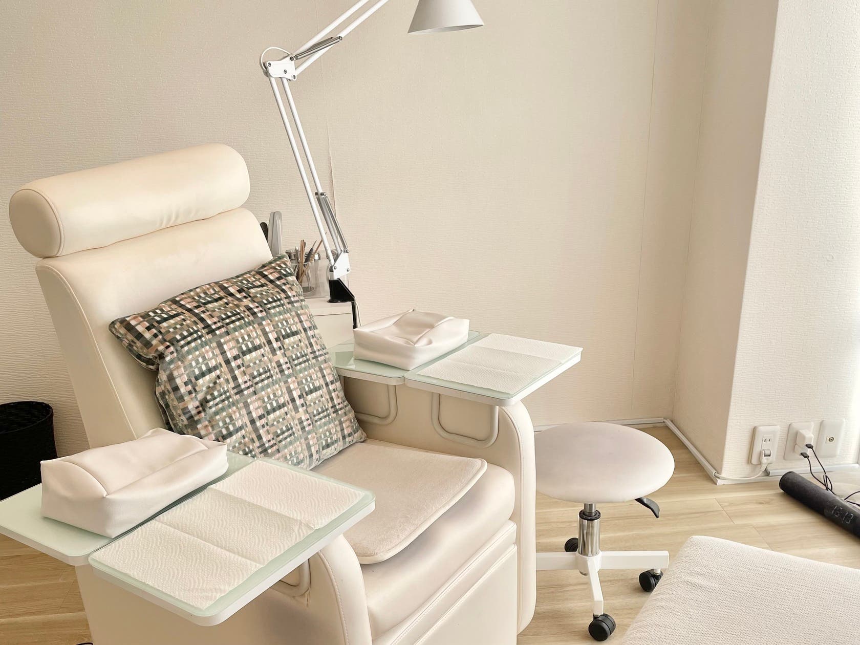 【中目黒駅5分・代官山駅10分】個室ワンルームレンタルサロン/ネイル/まつげ/マツエク/マツパの写真1