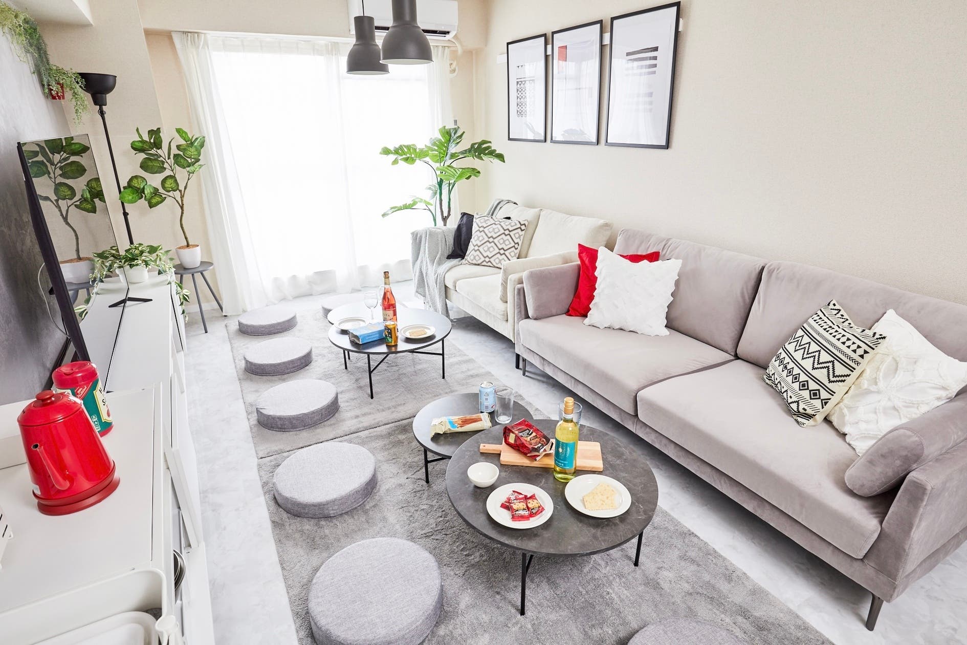 【伏見駅3分】最大16名✨高速光回線&大型モニター🎥備品充実で幅広い用途に最適！綺麗でおしゃれなお部屋で楽しくパーティー💕の写真19