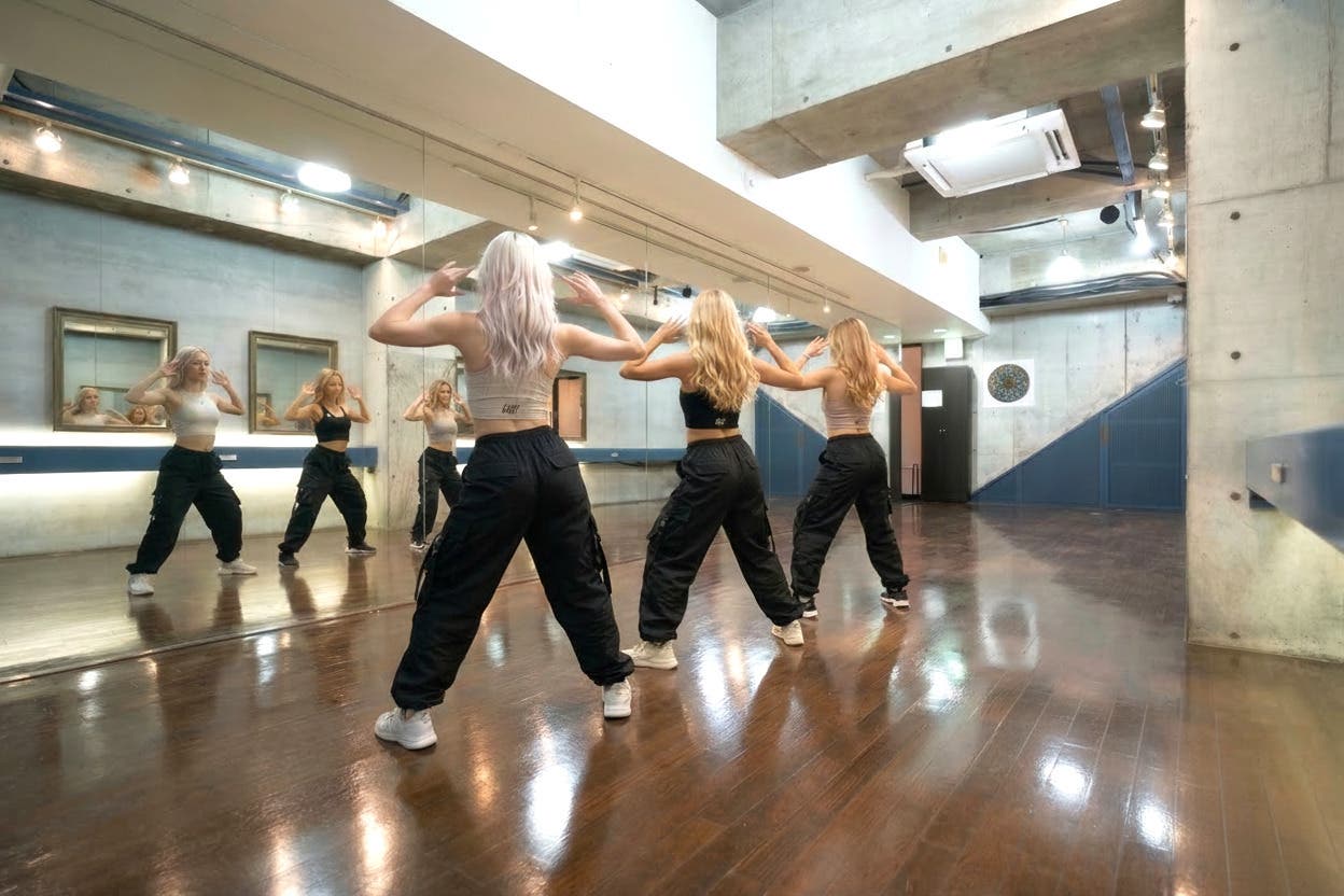 登戸駅から徒歩１分！広々とした50㎡のダンススタジオの写真4