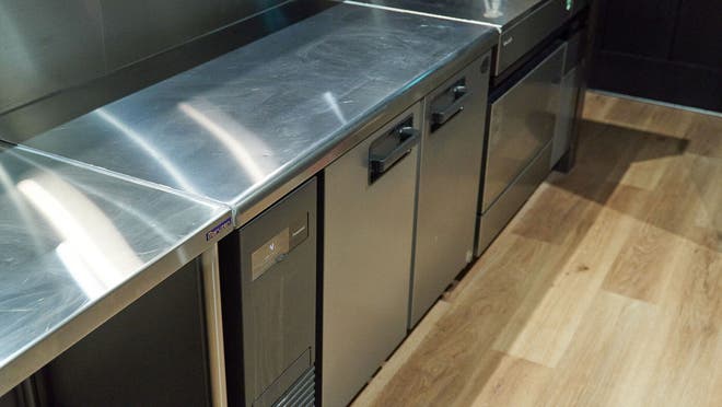 TS新橋5F【新橋駅 徒歩1分】セミナー 研修 パーティー ♥控室あり! 飲食 OK 無料WiFi 駅近★の写真15