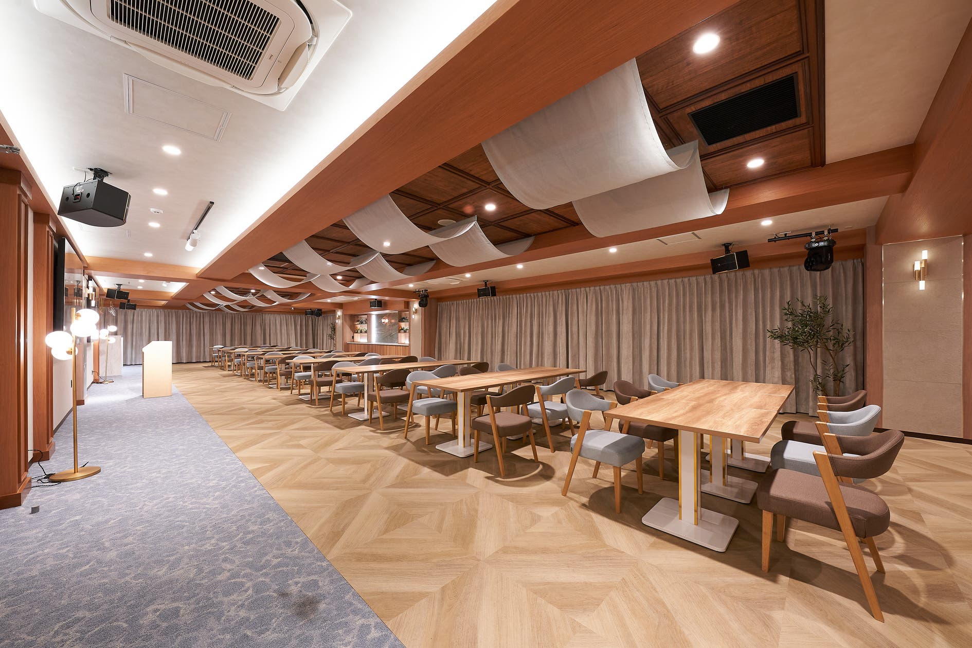 グレパ新橋7F【新橋駅 徒歩1分】パーティ イベント 撮影 ♥控室あり！ 飲食 OK 無料WiFi 駅近★の写真11