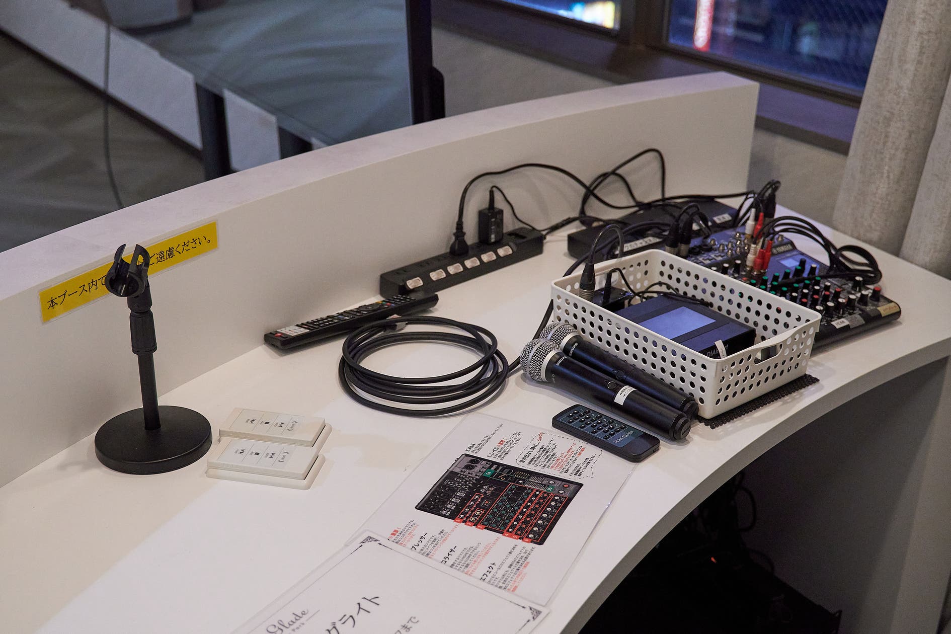 グレパ新橋7F【新橋駅 徒歩1分】パーティ イベント 撮影 ♥控室あり！ 飲食 OK 無料WiFi 駅近★の写真16