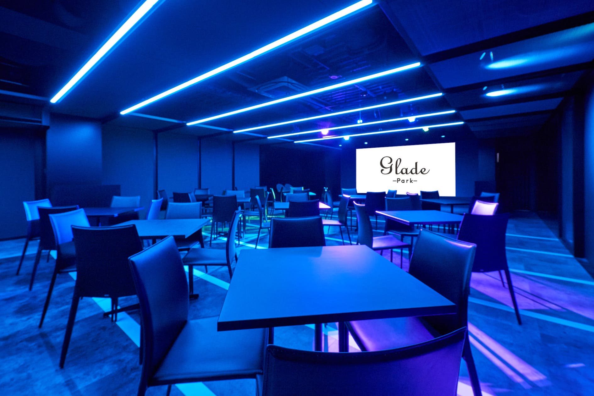 グレパ新橋8F【新橋駅 徒歩1分】パーティ イベント 撮影 ♥控室あり！ 飲食 OK 無料WiFi 駅近★の写真1