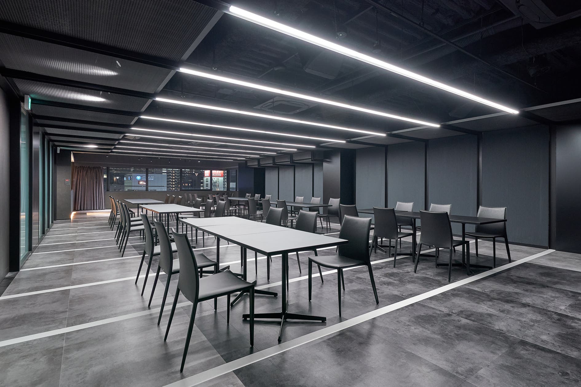 グレパ新橋8F【新橋駅 徒歩1分】パーティ イベント 撮影 ♥控室あり！ 飲食 OK 無料WiFi 駅近★の写真13