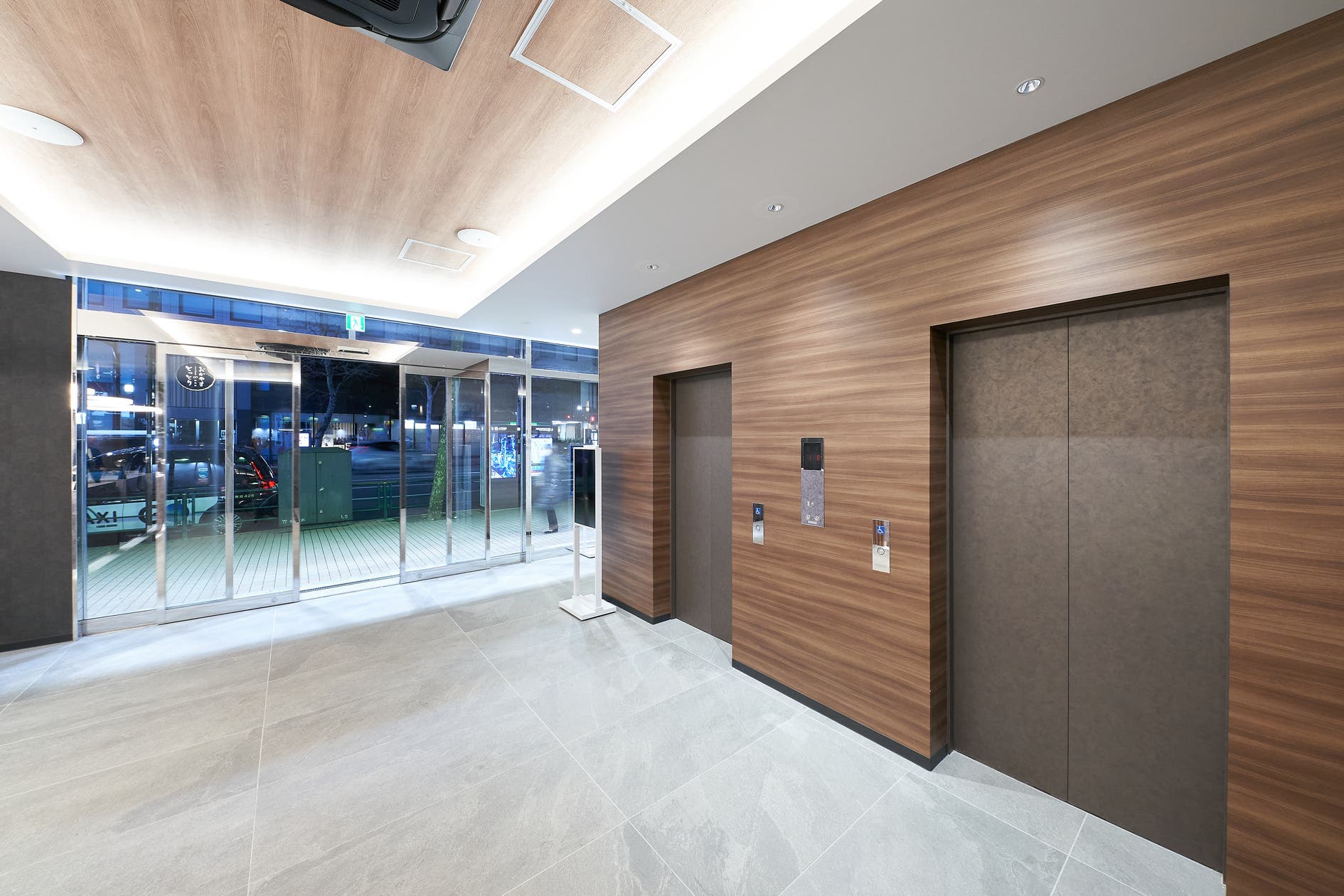 グレパ新橋8F【新橋駅 徒歩1分】パーティ イベント 撮影 ♥控室あり！ 飲食 OK 無料WiFi 駅近★の写真25