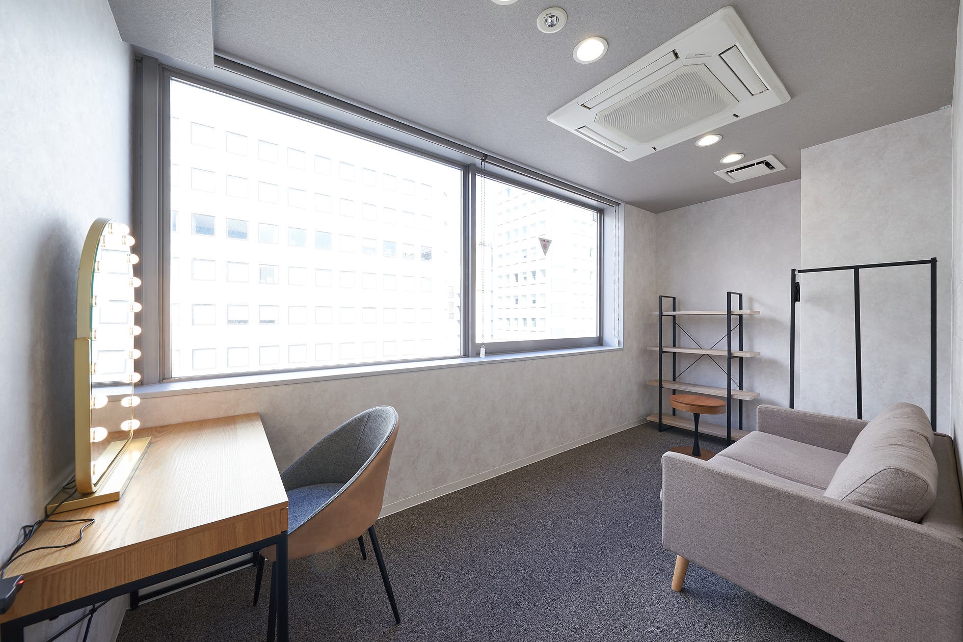 グレパ新橋8F【新橋駅 徒歩1分】パーティ イベント 撮影 ♥控室あり！ 飲食 OK 無料WiFi 駅近★の写真27