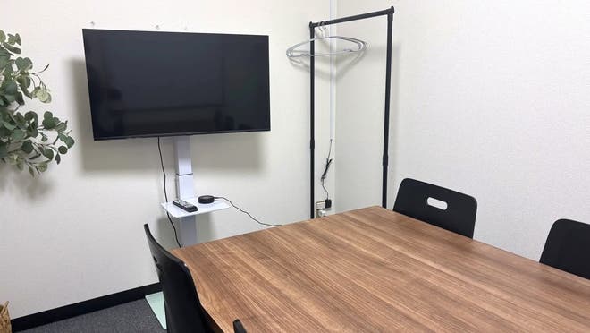 <Leaf京都南(小会議室)>6名収容🪑Wi-Fi📶モニター🎥会議/リモートワーク/オンライン会議の写真10