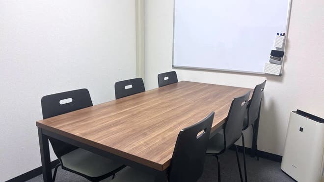 <Leaf京都南(小会議室)>6名収容🪑Wi-Fi📶モニター🎥会議/リモートワーク/オンライン会議の写真11