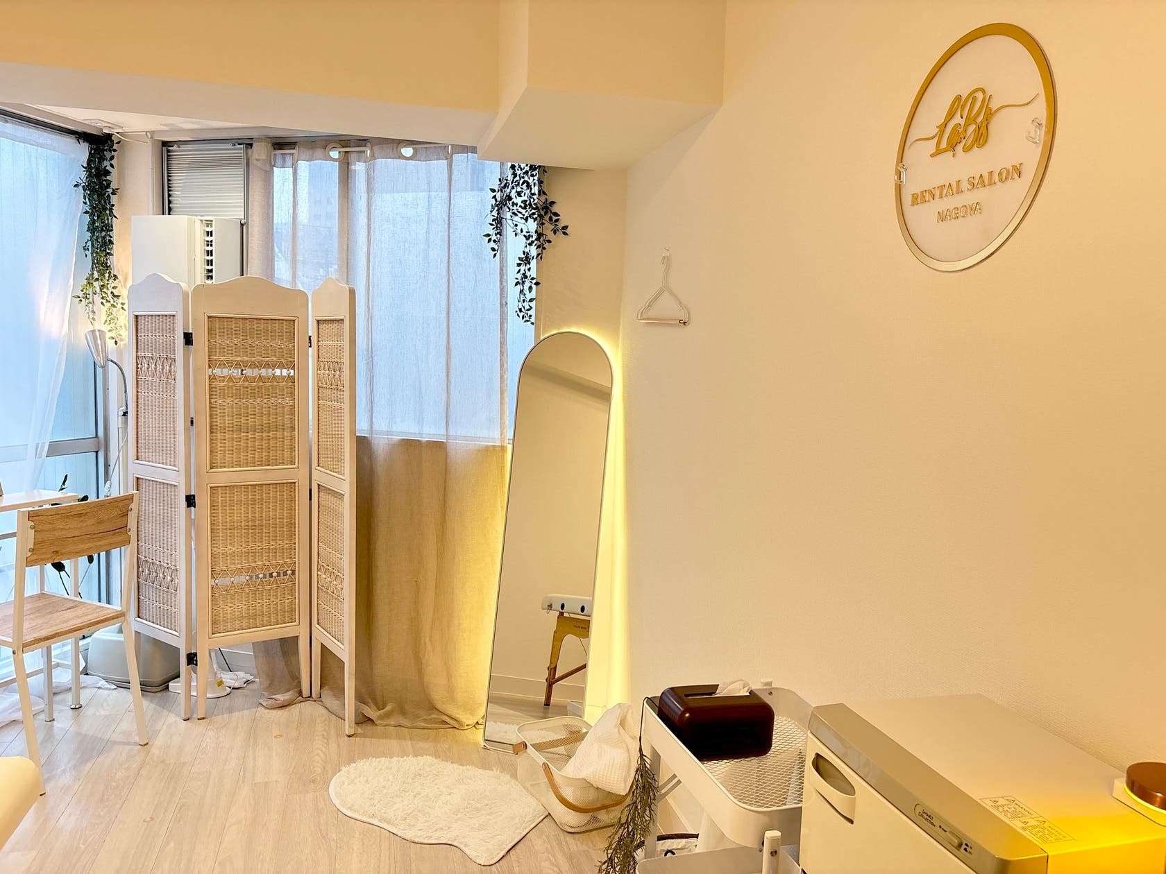 【名古屋駅すぐ】2026年4月OPEN｜韓国風ホワイト空間＋グリーンが映える完全個室レンタルサロン｜🛜の写真22