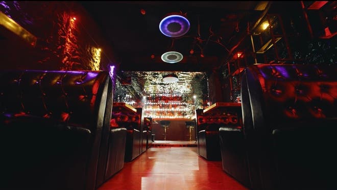 池袋駅近|おしゃれバー貸切|パーティー・撮影OKの写真3