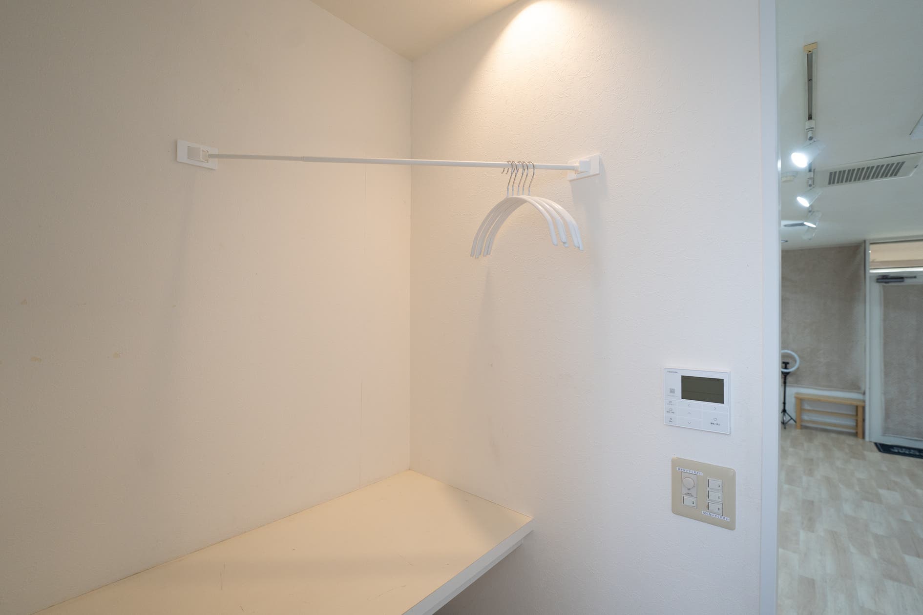 【OPEN記念価格！湘南台駅徒歩3分】大型鏡×綺麗な長方形空間｜ダンス・ヨガ・撮影に最適の写真13