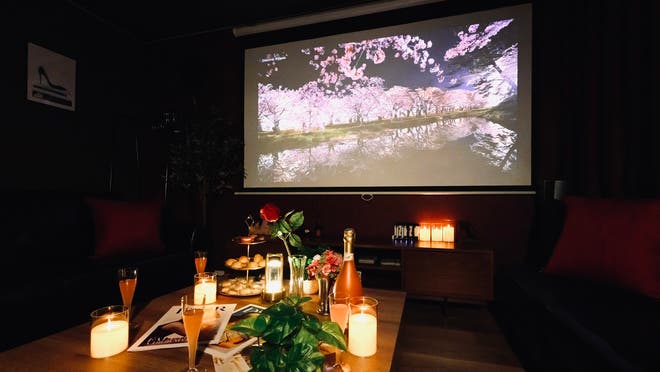 New💕心斎橋駅4分✨ラウンジシネマでラグジュアリー体験🌹女子会やデート💕100㌅大画面✨高画質&高音質 本格シネマ🎥✨の写真3