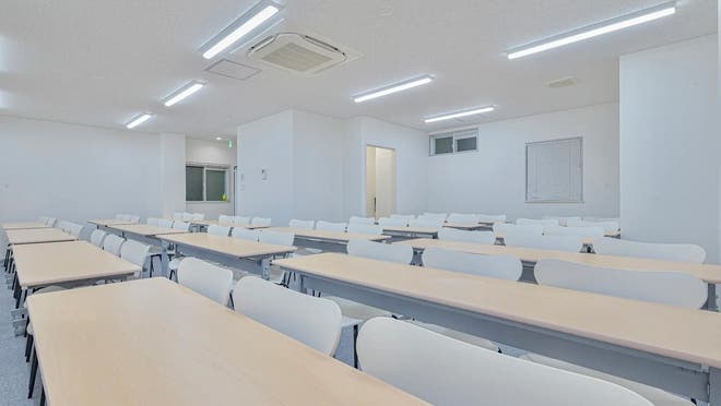 <Leaf京都駅前(大会議室)>51名収容🪑24H🈺Wi-Fi📶120㌅スクリーン&プロジェクタ🎥セミナー/研修/説明会の写真2