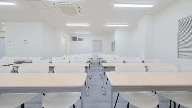 <Leaf京都駅前(大会議室)>51名収容🪑24H🈺Wi-Fi📶120㌅スクリーン&プロジェクタ🎥セミナー/研修/説明会の写真20