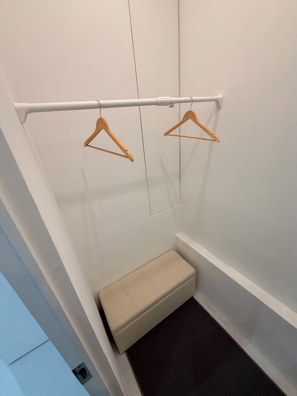 南青山・表参道駅徒歩3分／白を基調とした天井高のギャラリースペース／展示会・ポップアップ・撮影・個展・ヨガにおすすめの写真7