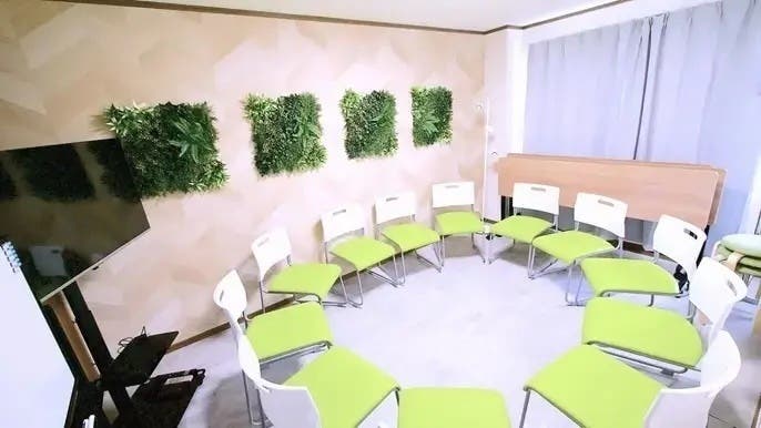 ＜Leaf京都（小会議室）＞京都駅徒歩4分🚃24H🈺Wi-Fi📶モニター🖥️会議/鑑賞会/ワークショップの写真5