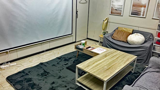 NEW✨南森町駅スグ!24H利用!ママ会🐨テレワーク💻飲み会🥂調理家電無料🍴推し活💕動画鑑賞🎬ゲーム🎮ゴミ捨て可の写真1