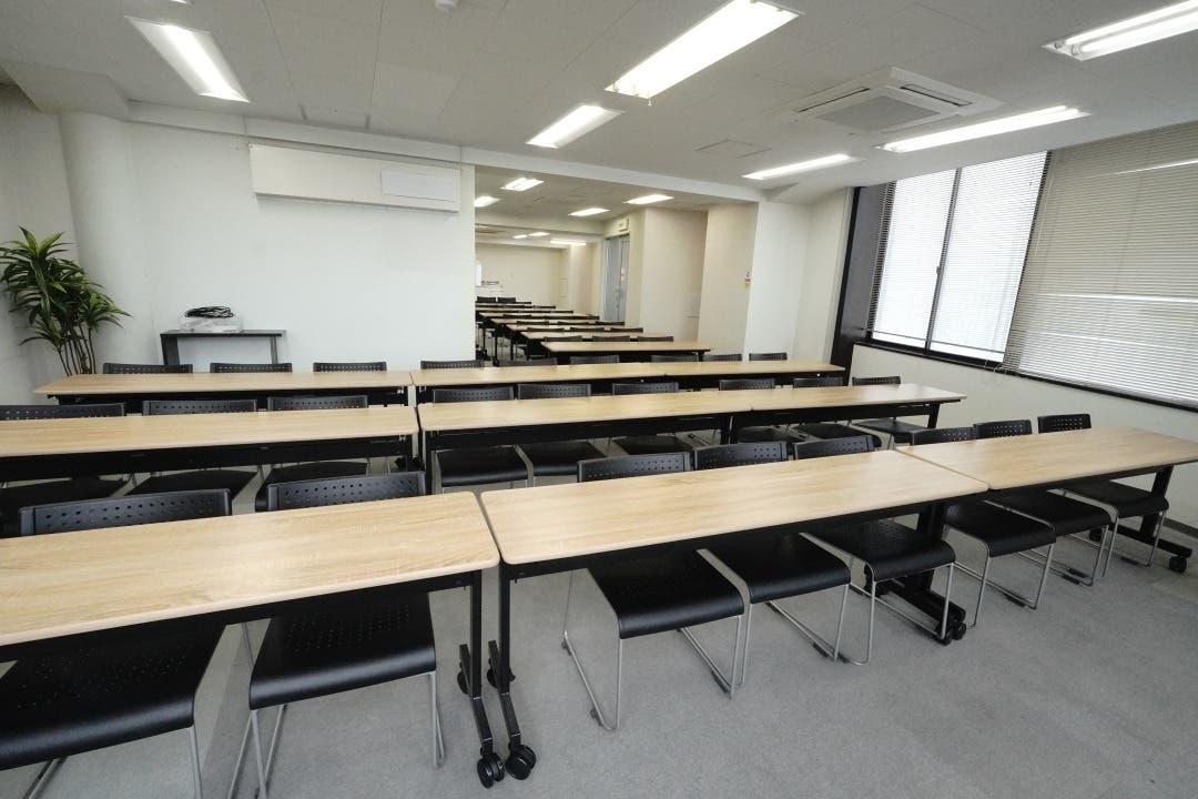 ＜スカイラークビル8階貸会議室＞小田原駅徒歩1分🚃高速光回線Wi-Fi📶大型モニター🖥️会議/セミナー/研修/撮影の写真10