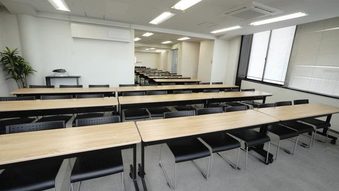 <スカイラークビル8階貸会議室>小田原駅徒歩1分🚃高速光回線Wi-Fi📶大型モニター🖥️会議/セミナー/研修/撮影の写真10