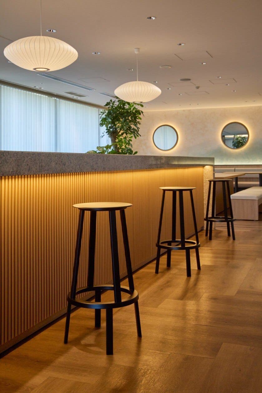 🌿 Salon de Vert AOYAMA – 青山一丁目駅 直結の、緑に包まれた180㎡ラウンジ 🌿の写真3