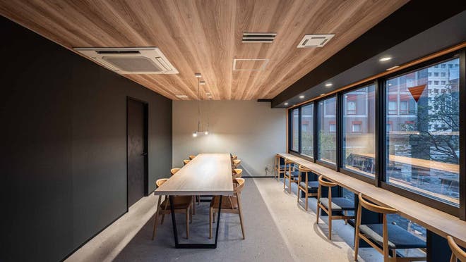 駅より徒歩10分。大分中心部に位置する多目的スペースの写真3