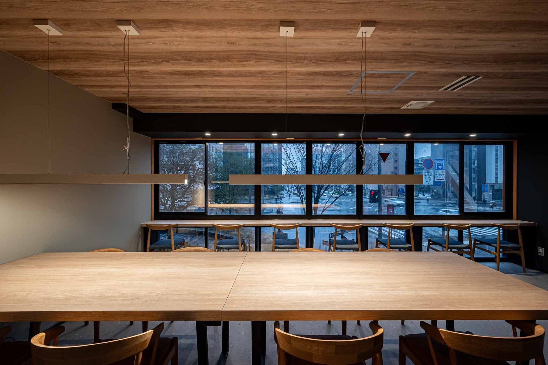 駅より徒歩10分。大分中心部に位置する多目的スペースの写真7