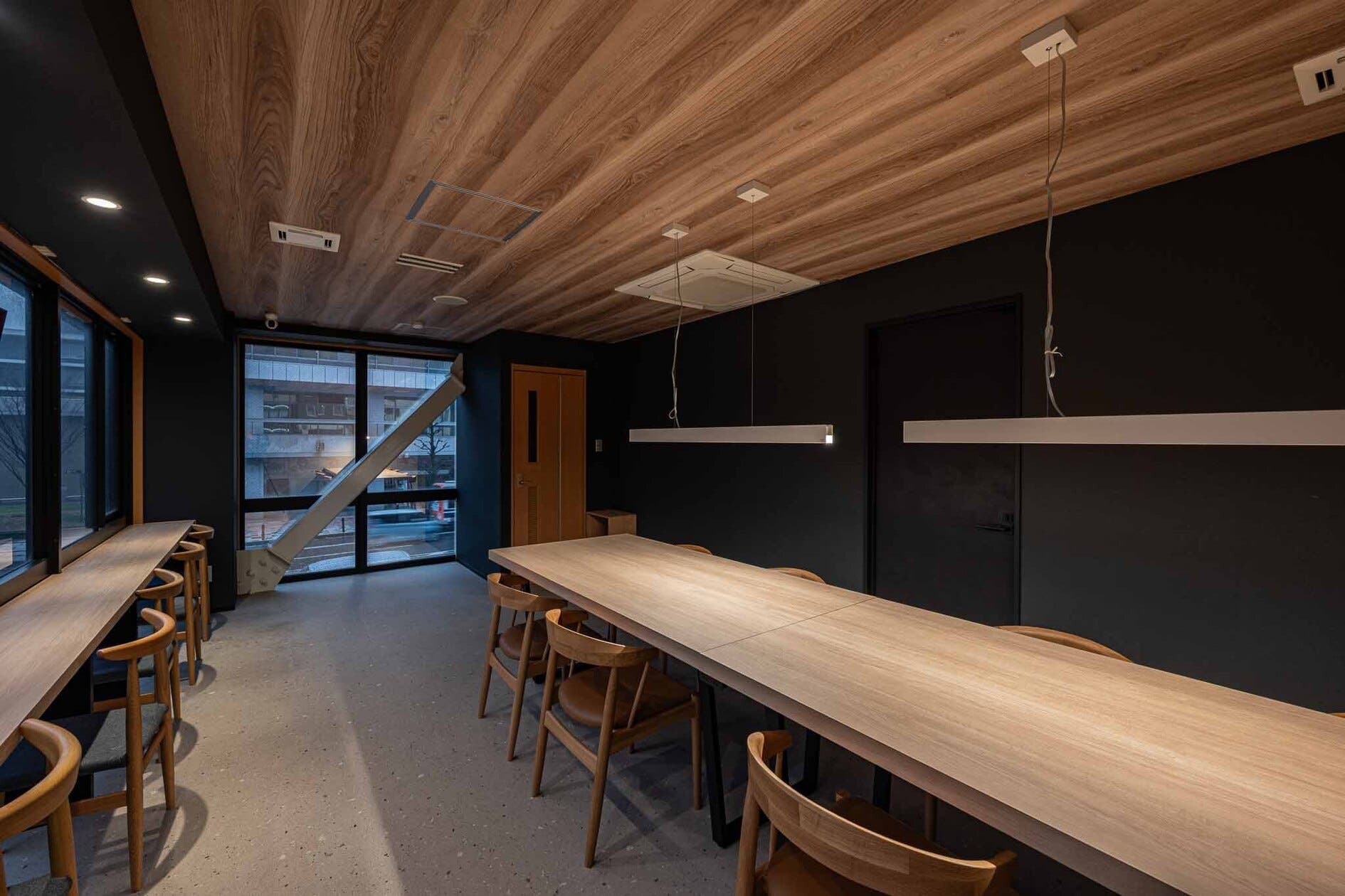 駅より徒歩10分。大分中心部に位置する多目的スペースの写真8