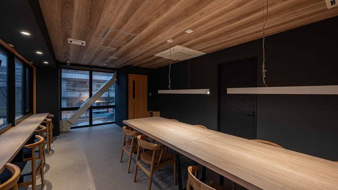 駅より徒歩10分。大分中心部に位置する多目的スペースの写真8