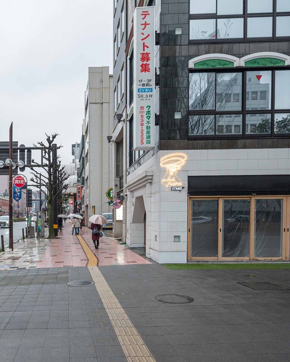 駅より徒歩10分。大分中心部に位置する多目的スペースの写真15