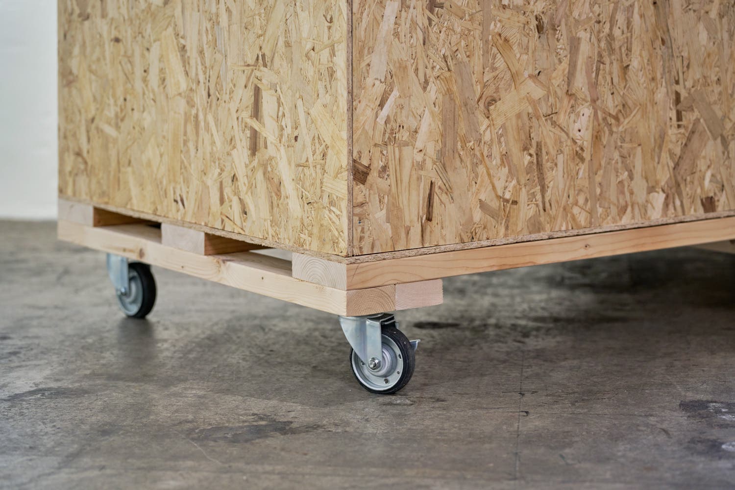 【Node 207】池尻大橋・大橋会館｜クリエイティブな熱量が交差する、アトリエ型撮影・展示空間の写真8