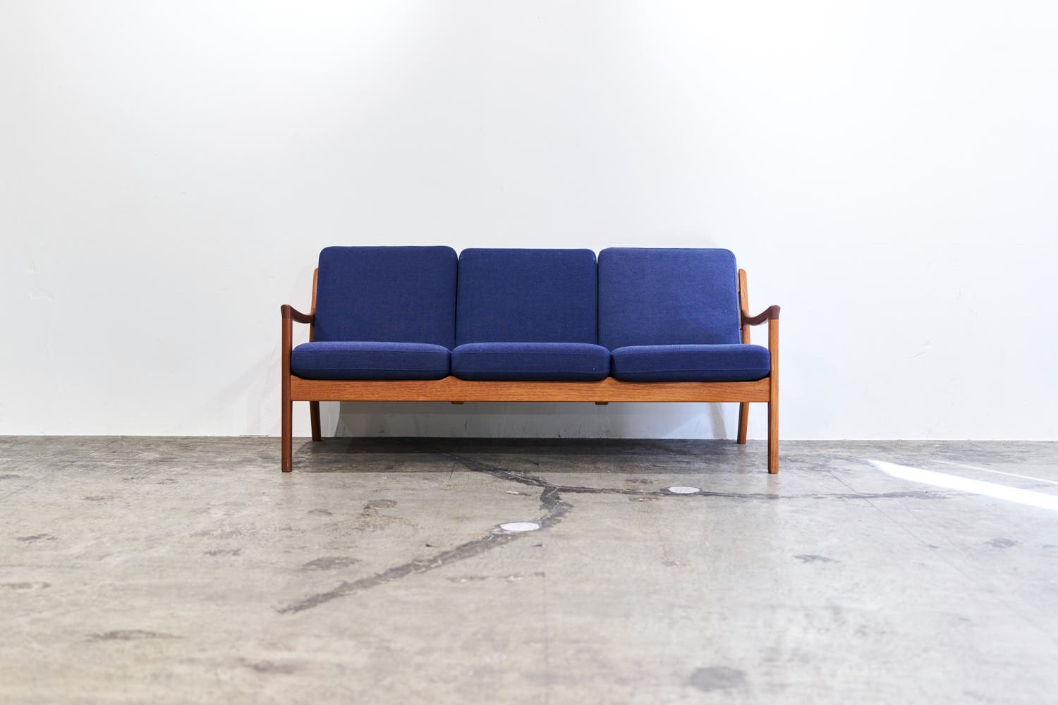 【Node 207】池尻大橋・大橋会館｜クリエイティブな熱量が交差する、アトリエ型撮影・展示空間の写真11