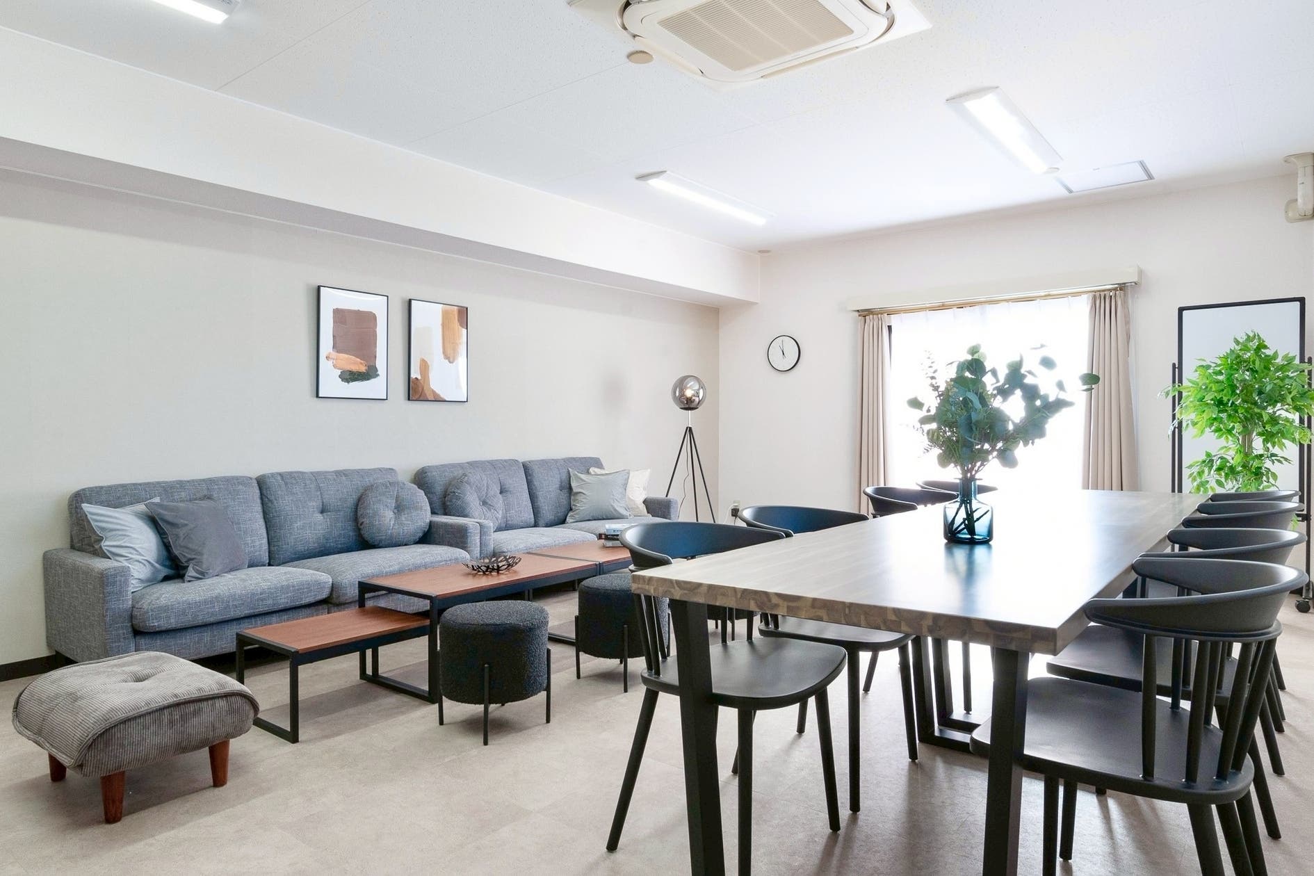 《駅近4分🚃》最大20名🎉100㌅巨大スクリーン🆗飲食🆗会議/懇親会/ビジネス利用に最適💻の写真1