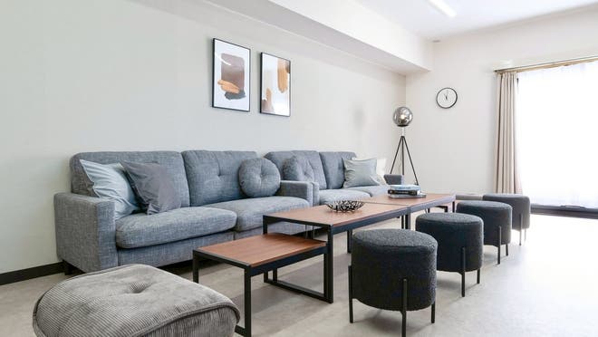 《駅近4分🚃》最大20名🎉100㌅巨大スクリーン🆗飲食🆗会議/懇親会/ビジネス利用に最適💻の写真4