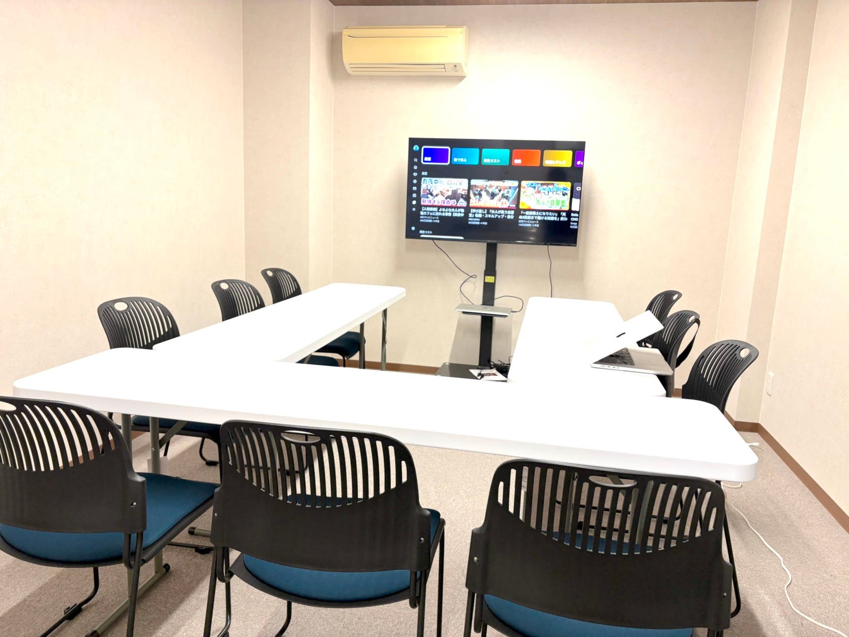 【上本町駅1分】OPEN記念🎉ゴミ捨て無料！最大9名✨WiFi・電源・50㌅モニター★会議・研修/ミニキッチン付・パーティOKの写真8