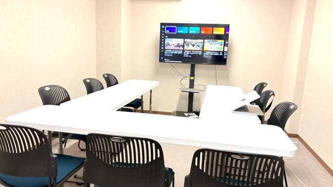 【上本町駅1分】OPEN記念🎉ゴミ捨て無料!最大9名✨WiFi・電源・50㌅モニター★会議・研修/ミニキッチン付・パーティOKの写真8