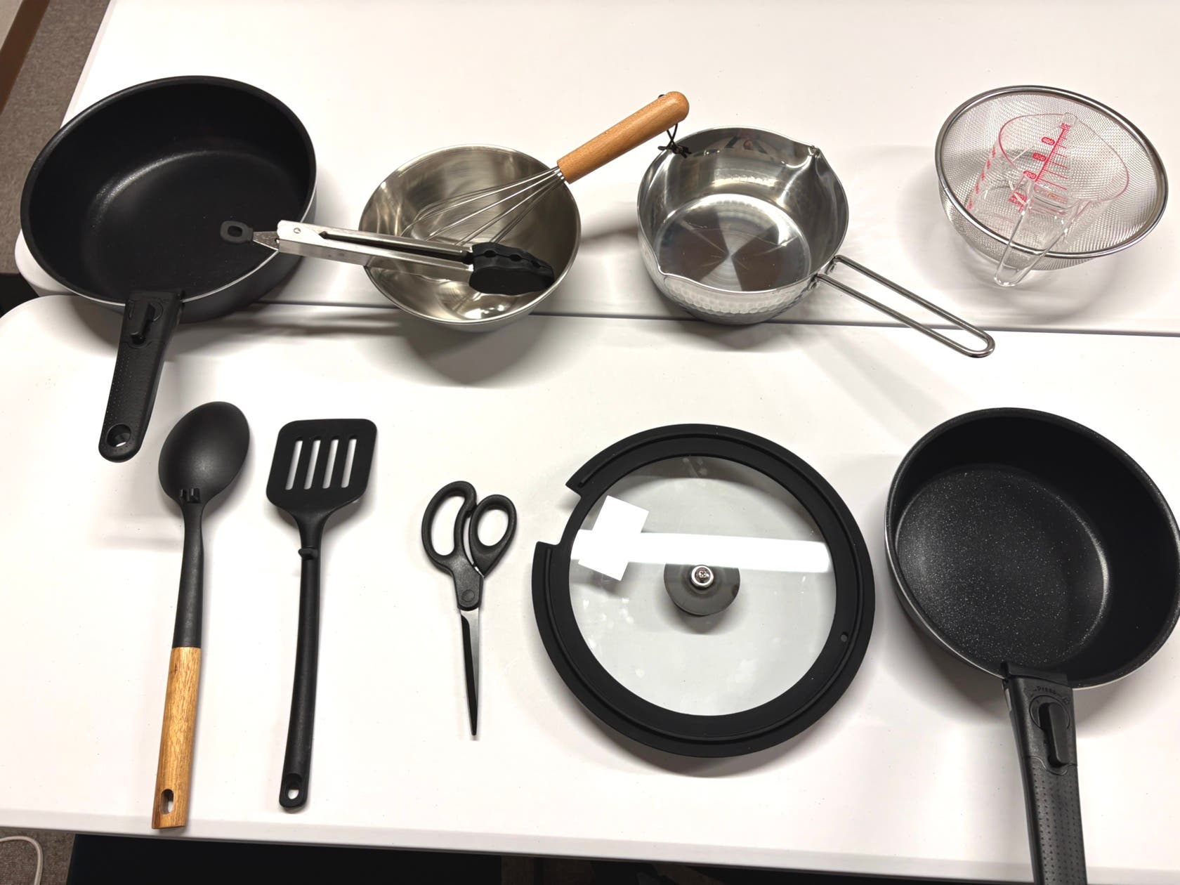 【上本町駅1分】OPEN記念🎉ゴミ捨て無料！最大9名✨WiFi・電源・50㌅モニター★会議・研修/ミニキッチン付・パーティOKの写真12