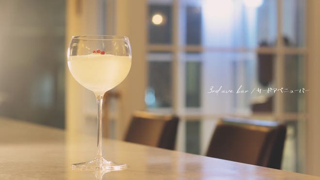 【四谷三丁目】駅近徒歩2分!白を基調としたカクテルバーの写真8