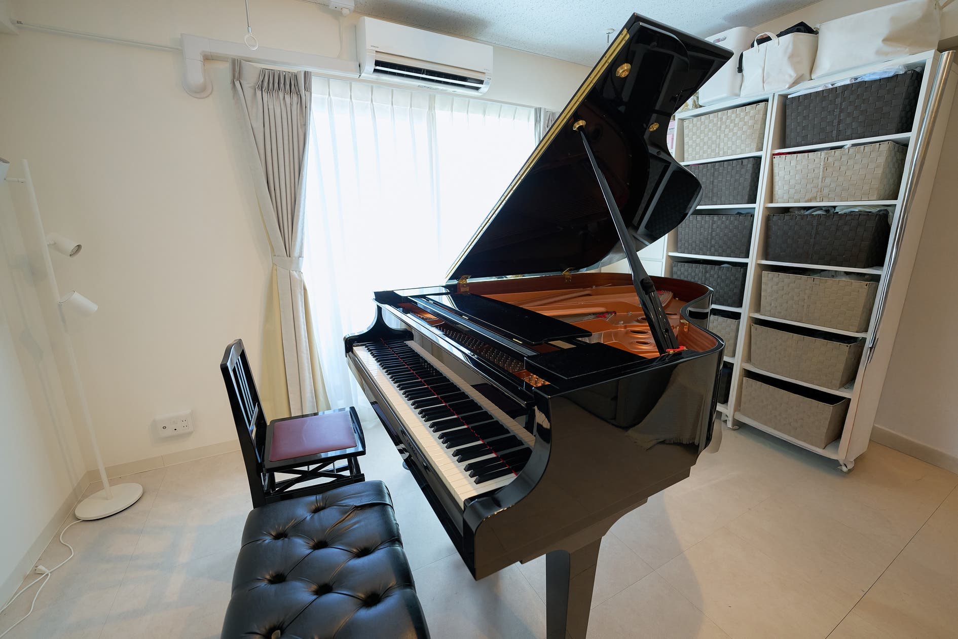 YAMAHA C3完備｜完全貸切ピアノスタジオ・撮影利用可の写真2