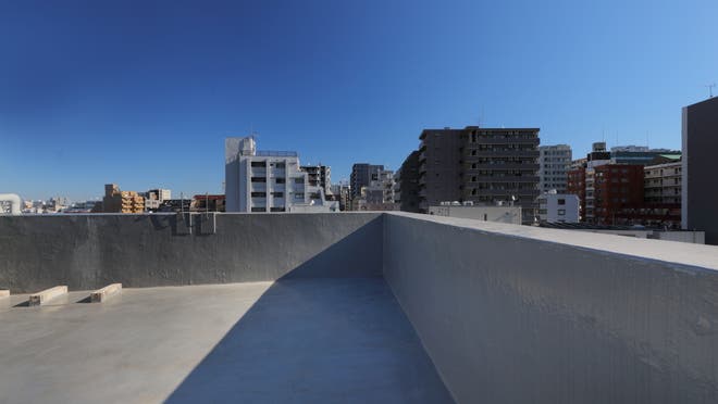 「4階建てビルの屋上」と「4階スペース」の撮影ロケーションの写真7