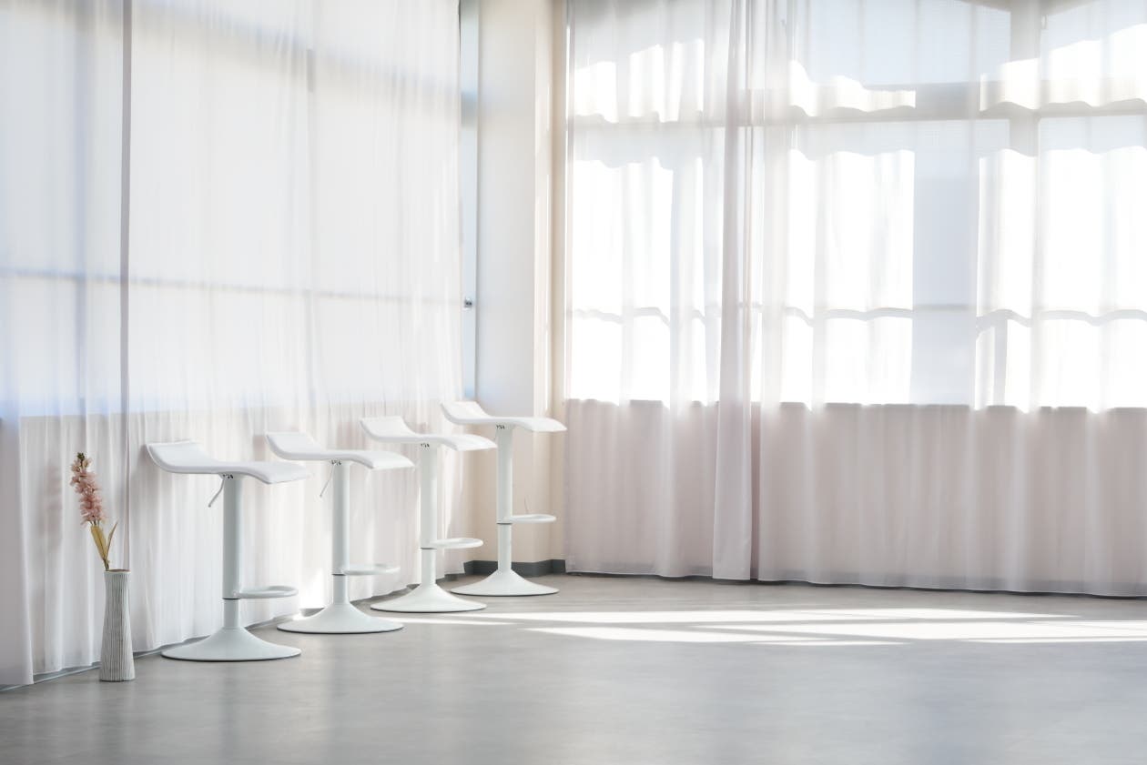 「4階建てビルの屋上」と「4階スペース」の撮影ロケーションの写真16