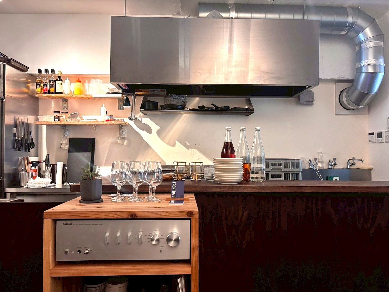 【神戸三宮駅 徒歩5分】ロケ・CM・YouTube・スタジオ撮影📸商品撮影・物撮り・ポートレート🌟オフ会イベント・交流会✨の写真5