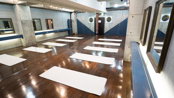 登戸駅から徒歩1分!広々とした50㎡のダンススタジオの写真5