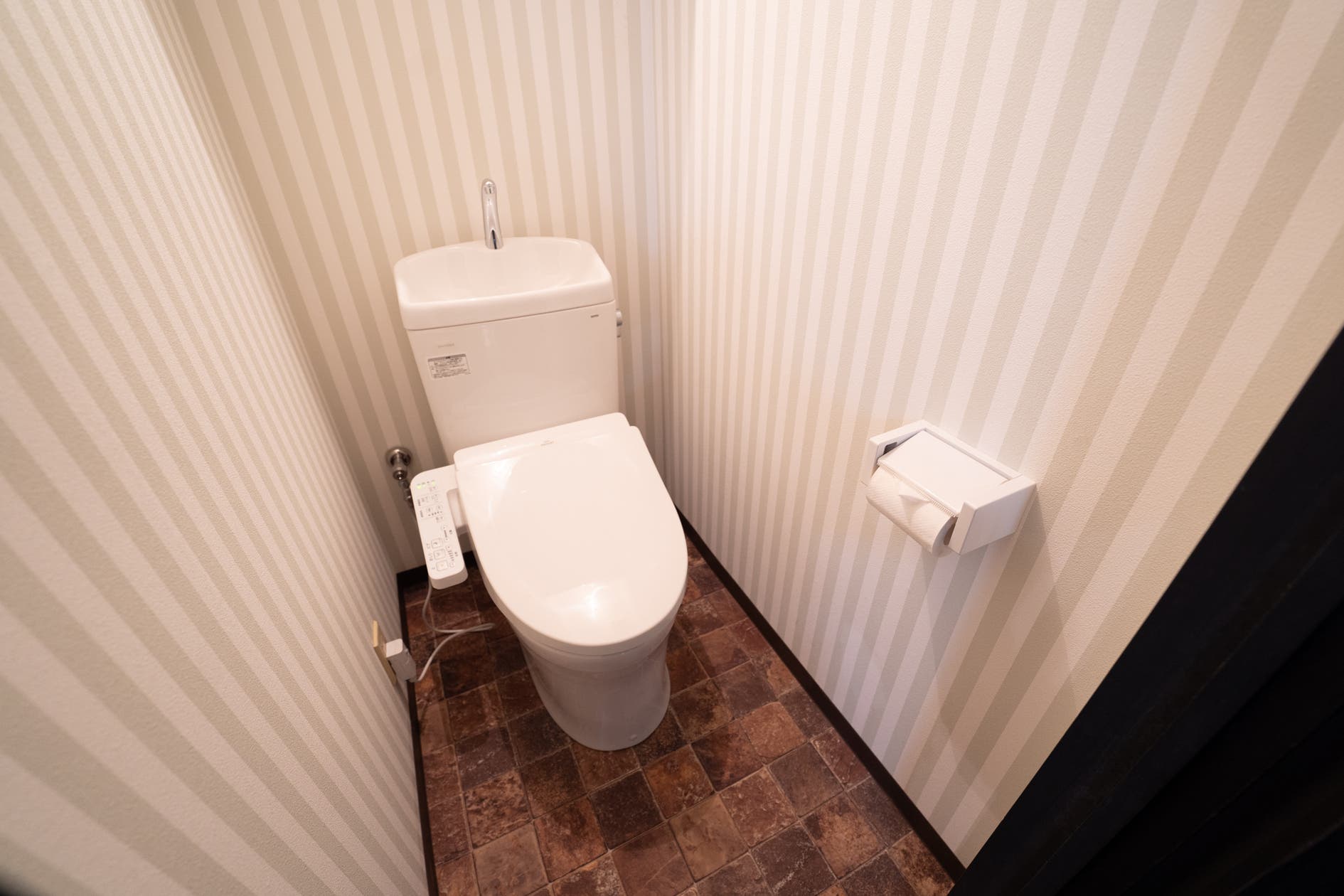 登戸駅から徒歩１分！広々とした50㎡のダンススタジオの写真17