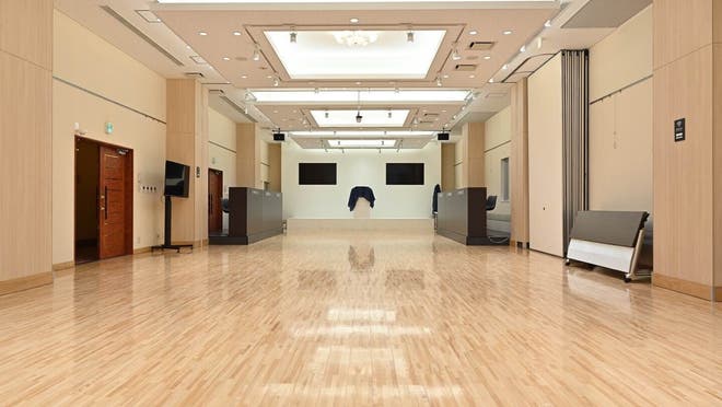 大阪市阿波座駅より徒歩10分ホール、最大面積約275㎡・最大収容80人、音響設備・机・椅子・wi-fi完備、展示会・説明会最適の写真3