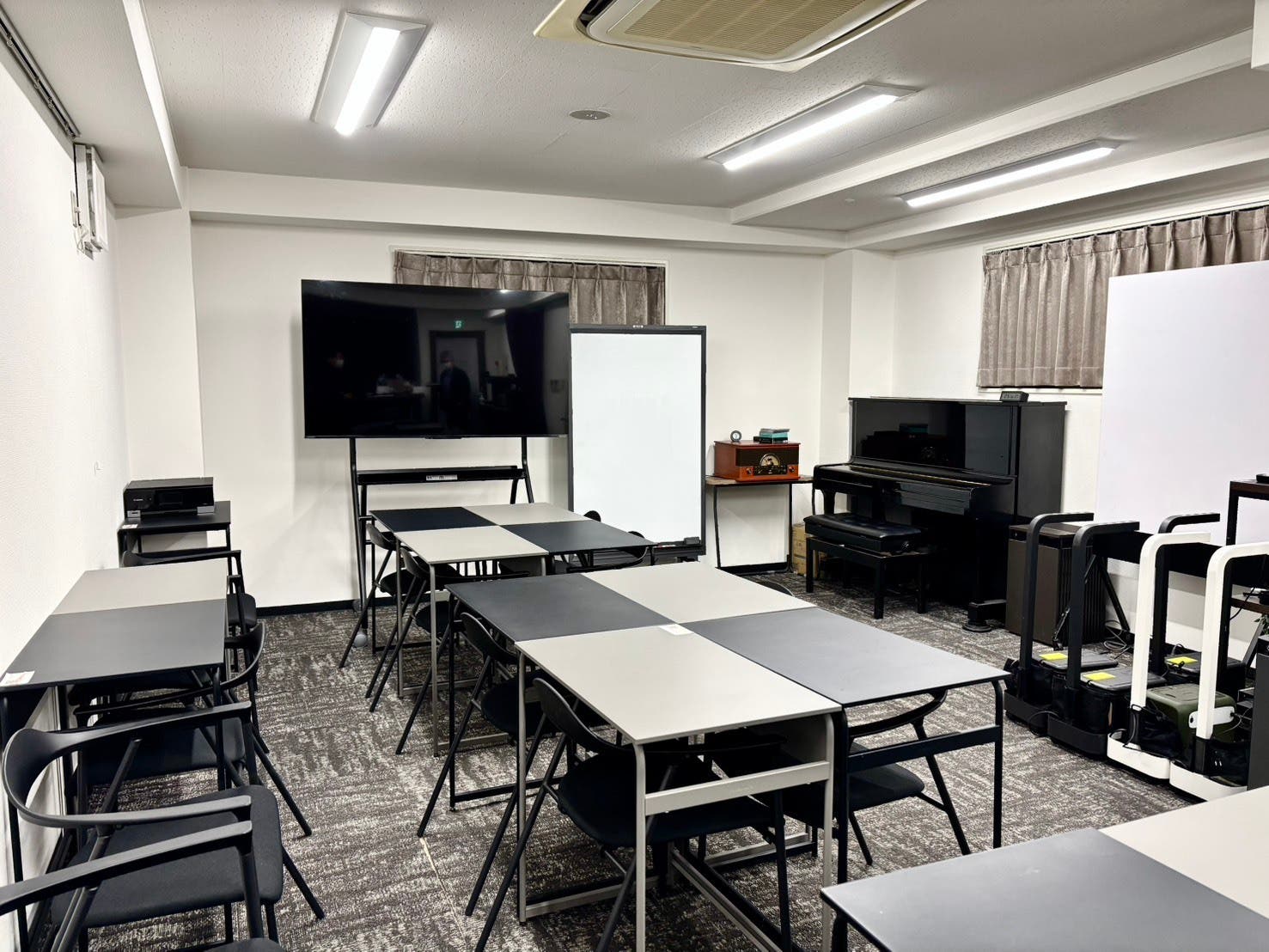 【1階】早稲田駅徒歩3分の貸会議室・レンタル・イベントスペースの写真1