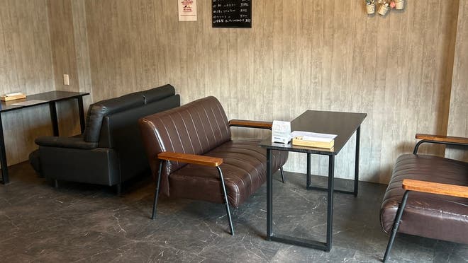 赤羽駅、志茂駅から徒歩7分のワインバーの写真3